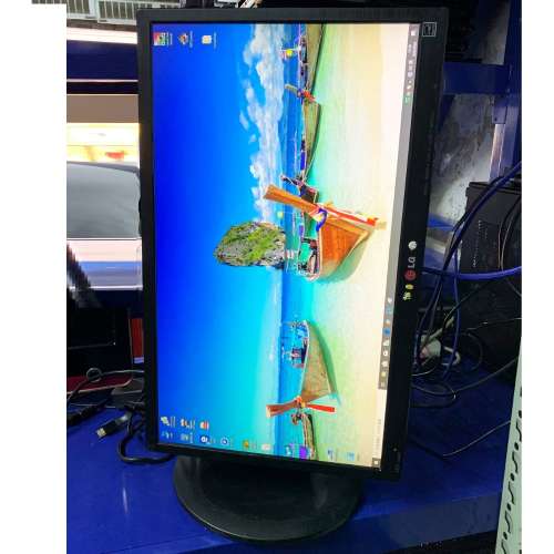 22吋 LG 22M45 LED mon - 二手或全新顯示器, 電腦 - DCFever.com