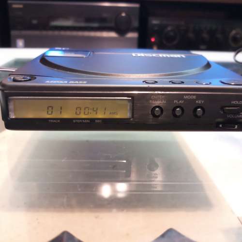 SONY D-90 DISCMAN WALKMAN CD PLAYER 全正常 - 二手或全新隨身音響, 影音產品 - DCFever.com