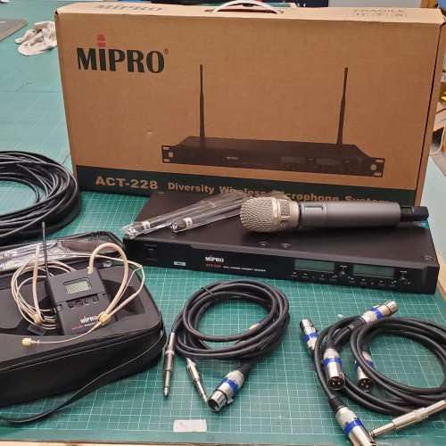 Mipro ACT 228 專業無線咪套裝 wireless microphone system - 二手或全新音響組合, 影音產品 - DCFever.com