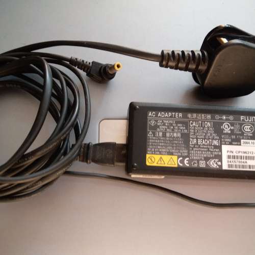 Fujitsu LifeBook C2330 Notebook富士通筆記本電腦 - DCFever.com