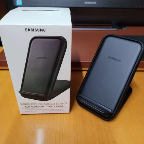 Samsung EP- N5200 Wireless fast Charger(15W快叉) - 二手或全新電池、充電器, 手機通訊 ...
