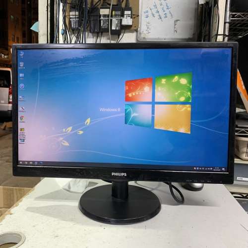 24吋 Philips 243V5Q LED mon 內置喇叭 243V5 243V - 二手或全新顯示器, 電腦 - DCFever.com