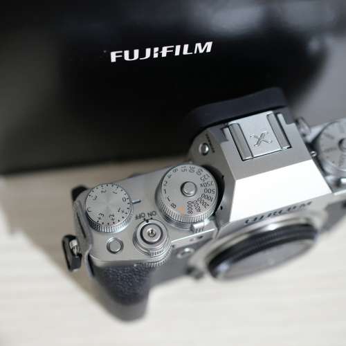 買賣全新及二手數碼相機, 攝影產品 - Fujifilm xt4(銀機）連XF23 1.4 - DCFever.com