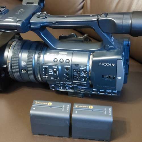 買賣全新及二手數碼攝錄機, 攝影產品 - SONY AX2000 Video Camera 攝錄機 - DCFever.com