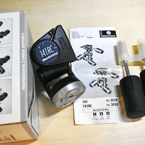 代老友放收藏多年的Manfrotto 141RC三維頭 - 二手或全新其他配件, 攝影產品 - DCFever.com