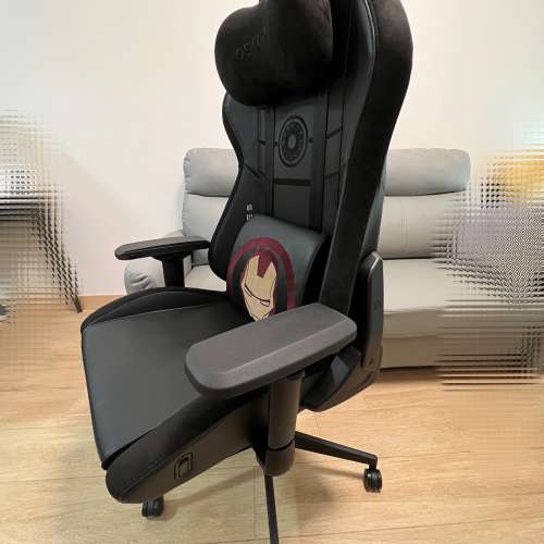 OSIM uThrone S Gaming Chair Marvel Edition電競英雄按摩椅 98% New - 二手或全新傢俬傢俱 ...