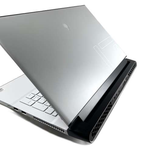 Alienware M17 i9 Rtx 3080. Panel QHD 240Hz RGB razer blade asus ...