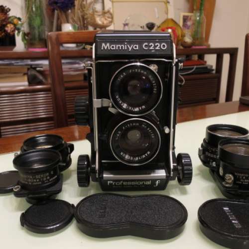 Mamiya C220F (last model), 80mm S F2.8, 65mm F3.5, and 55mm F4.5, $6200 ...