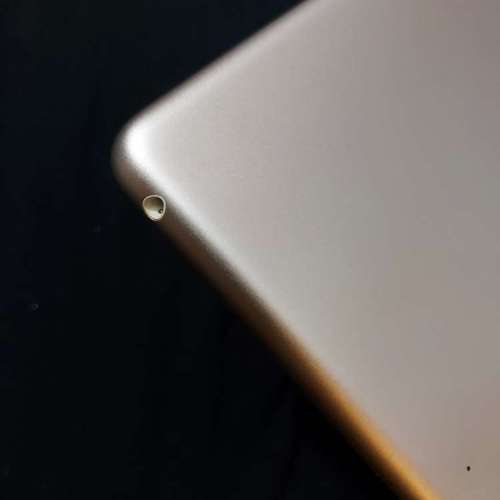 Ipad 5 128G wifi 99%新 金色 ipad5 - 二手或全新平板電腦, 電腦 - DCFever.com