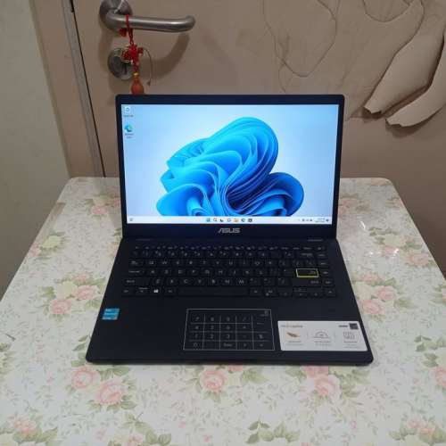 Asus E410KA Made in 2021 - 二手或全新手提電腦, 電腦 - DCFever.com