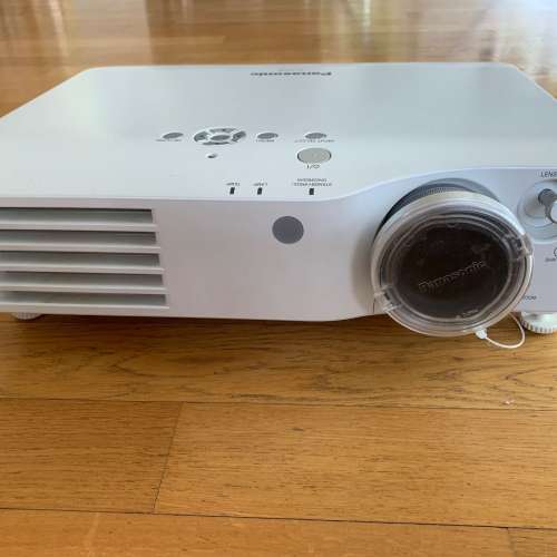 panasonic PT-AX200E 16:9 HD projector - 二手或全新投影機, 影音產品 - DCFever.com