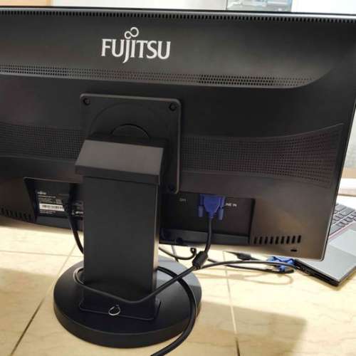 Fujitsu 22 inch monitor V22T-1R - 二手或全新顯示器, 電腦 - DCFever.com