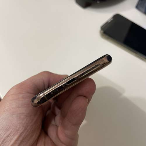 iPhone11pro 256gb 金色 - 二手或全新iPhone, 手機通訊 - DCFever.com