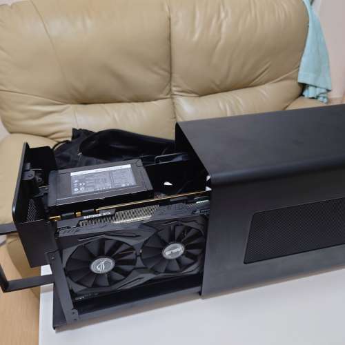Razer core x 外置顯卡塢 thunderbolt (適合3090 3080 3070 3060 6900xt 7900xt 等 ...