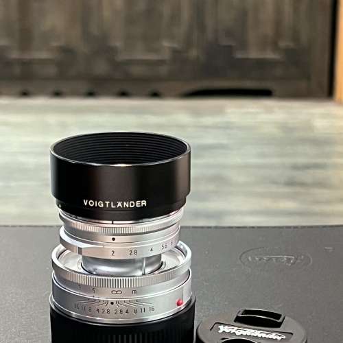 Voigtlander Heilar Classic 50mm f2 250 Jahre Limited Silver Chrome lens ...