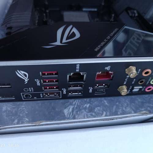 可散買標新華碩 x570f wifi+ r9 3900x 跟RGB幽靈散熱器組合 發光敗家之眼 - 二手或全新底板, 電腦 - DCFever.com