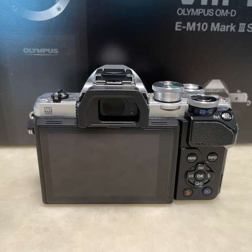 Olympus em10 llls silver - 二手或全新無反相機, 攝影產品 - DCFever.com