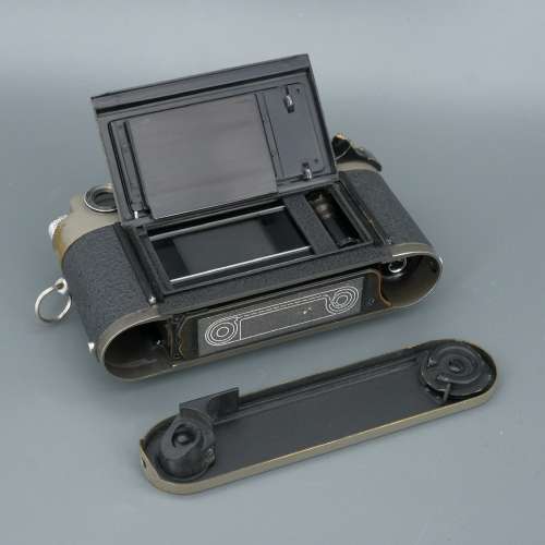 Leica M2 Safari Repaint + Voigtlander Meter Film Camera 菲林相機 (M3,M4,M6 ...