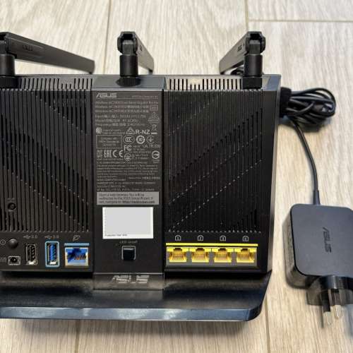 ASUS RT-AC86U Router 二手 私人自讓 - 二手或全新網絡/WIFI, 電腦 - DCFever.com