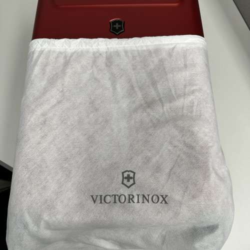 全新Victorinox Etherius 23.6”吋行李箱 (紅色 - 白色拉鏈) - 二手或全新其它, 其它 - DCFever.com