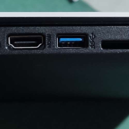 ASUS F553M 15.5" 四核芯notebook，N3540，4GB ram，500GB hdd，wifi，DVD，HDMI，藍牙 ...