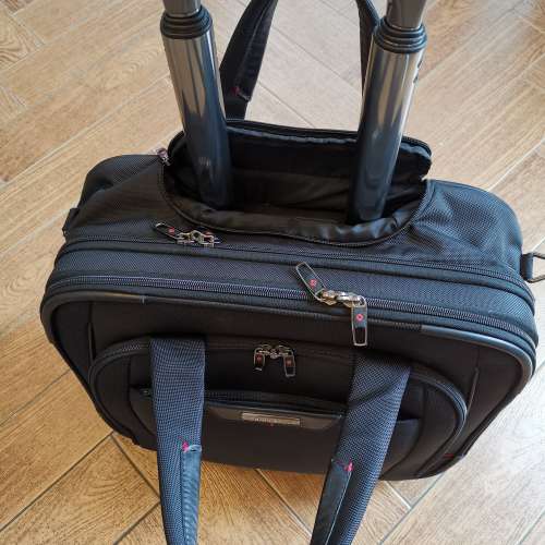 新秀麗 Samsonite PRO-DLX4 Rolling Tote - 二手或全新手袋、背包, 潮流及名牌 - DCFever.com