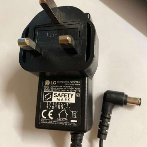 LG Switching Adapter output : 19V 1.3A - 二手或全新其它, 電器傢俱 - DCFever.com