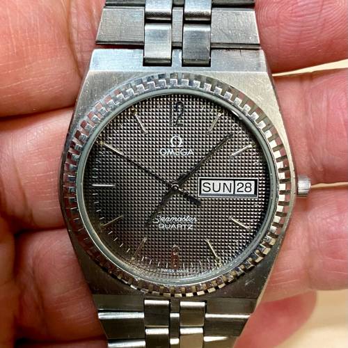 1984年 Omega Seamaster Quartz cal.1425 Day Date Rare Dark Grey Pyramid ...