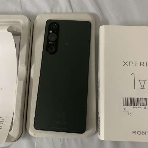 99%New Sony Xperia 1V XQ-DQ72 512GB (12GB RAM) Dual Green - 二手或全新Android Phone, 手機通訊 - DCFever.com