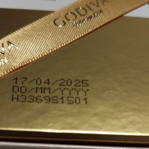 Godiva PURE 85% Distinctly Smooth Dark Chocolate Carres Gift Box 16 pcs - 二手或全新其它, 其它 - DCFever.com