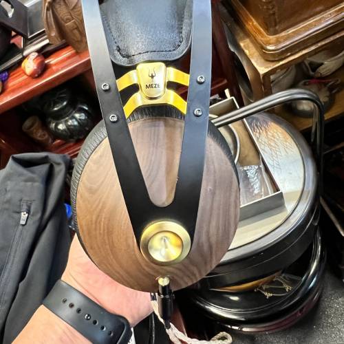 MEZE 99 CLASSICS 頭戴式耳機 - 二手或全新Headphones, 影音產品 - DCFever.com
