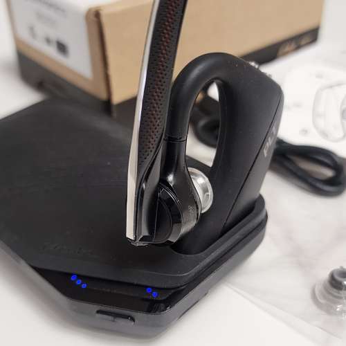 PLT Plantronics Voyager 5200 藍牙耳機連便攜充電盒 - 二手或全新藍芽免提, 手機通訊 - DCFever.com