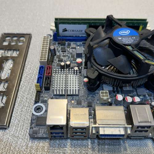 Intel Desktop Board DH67CF LGA1155 iTX + Intel i5-2400s CPU + Corsair ...