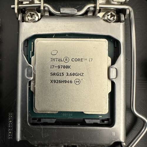 i7 9700k, Z390 AORUS PRO Wifi, 32GB RAM, Antec 650牛, CoolerMaster 機箱, 1TB HDD - 二手或全新CPU, 電腦 ...