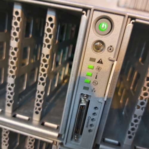 CISCO UCS C260 M2/128GB RAM/E7 2870 CPU x2/800W火牛x2/LSI 9621 8i ...