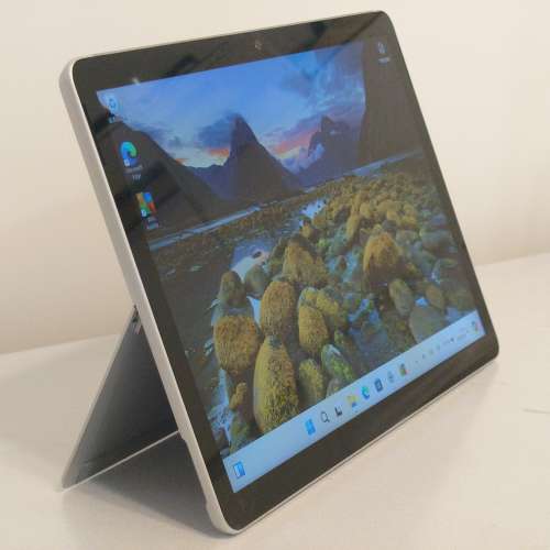 Microsoft Surface Go 2 m3-8100y 8+128 跟typecover keyboard - 二手或全新手提電腦, 電腦 - DCFever.com