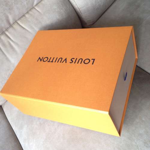 🎁 LOUIS VUITTON LV Paper Box only NEW 全新 紙盒 品牌 36 x 28.5 x 14.5 cm 🎁 ...