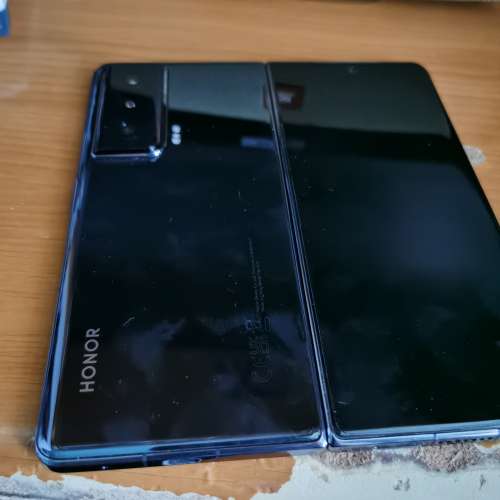 Honor 榮耀 magic Vs 5G 內屏 漏液 - 二手或全新Android Phone, 手機通訊 - DCFever.com