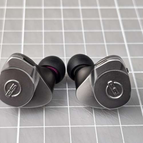 EarSonics STARK ＋Cross lambda Hermes升級線 - 二手或全新Earphones, 影音產品 - DCFever.com