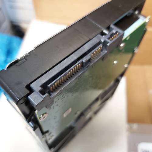 Dell E09J 儲存設備拆機拆件出嚟4TB SAS硬碟x12個 - 二手或全新SSD/硬碟機, 電腦 - DCFever.com