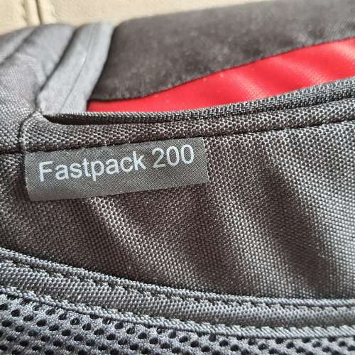 Lowepro Fastpack 200 - 二手或全新相機袋, 攝影產品 - DCFever.com
