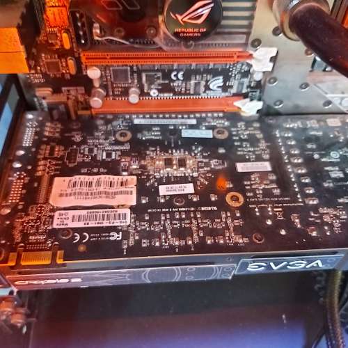 X58主機板 / i7 X980CPU / 8GB / 360水冷 - 二手或全新電腦組合, 電腦 - DCFever.com