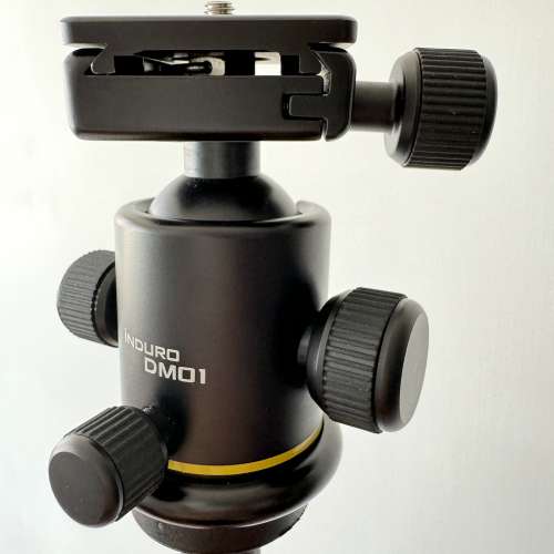 INDURO C014 8X炭纖維三腳架 ＋INDURO DM01雲台 - 二手或全新腳架, 攝影產品 - DCFever.com