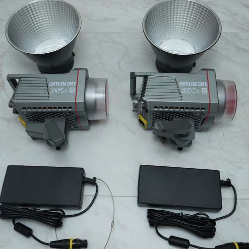 兩支接近全新愛圖仕Aputure Amaran 200XS LED 雙色連續光燈 - 二手或全新閃光燈, 攝影產品 - DCFever.com